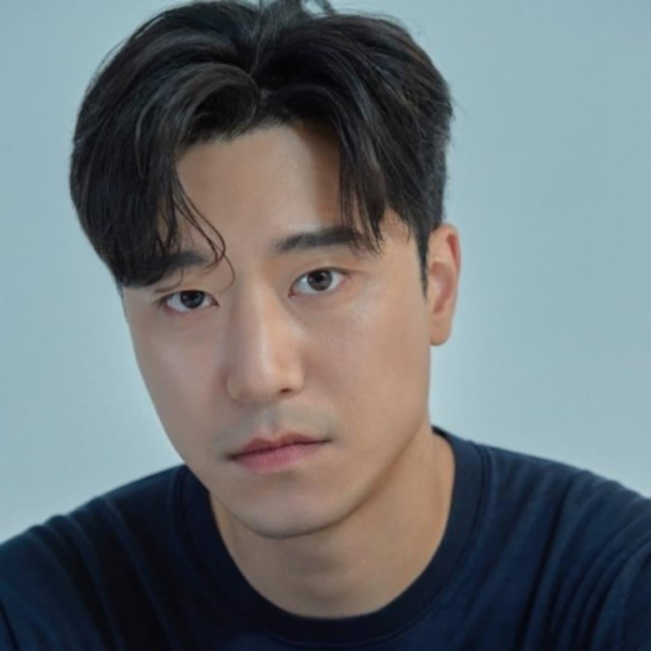 Kim Jeong-woo Movies and TV Shows - Plex