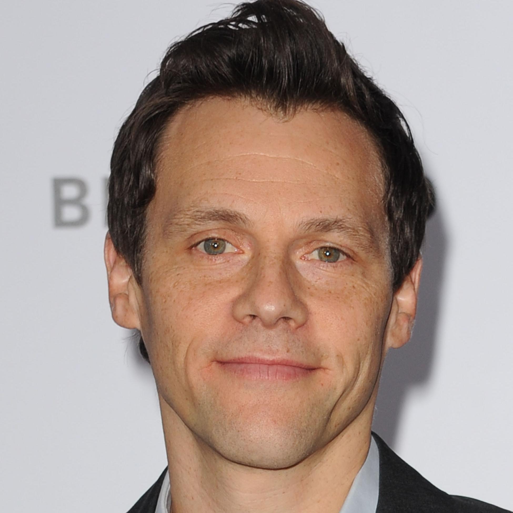 Will Gluck Movies and TV Shows - Plex