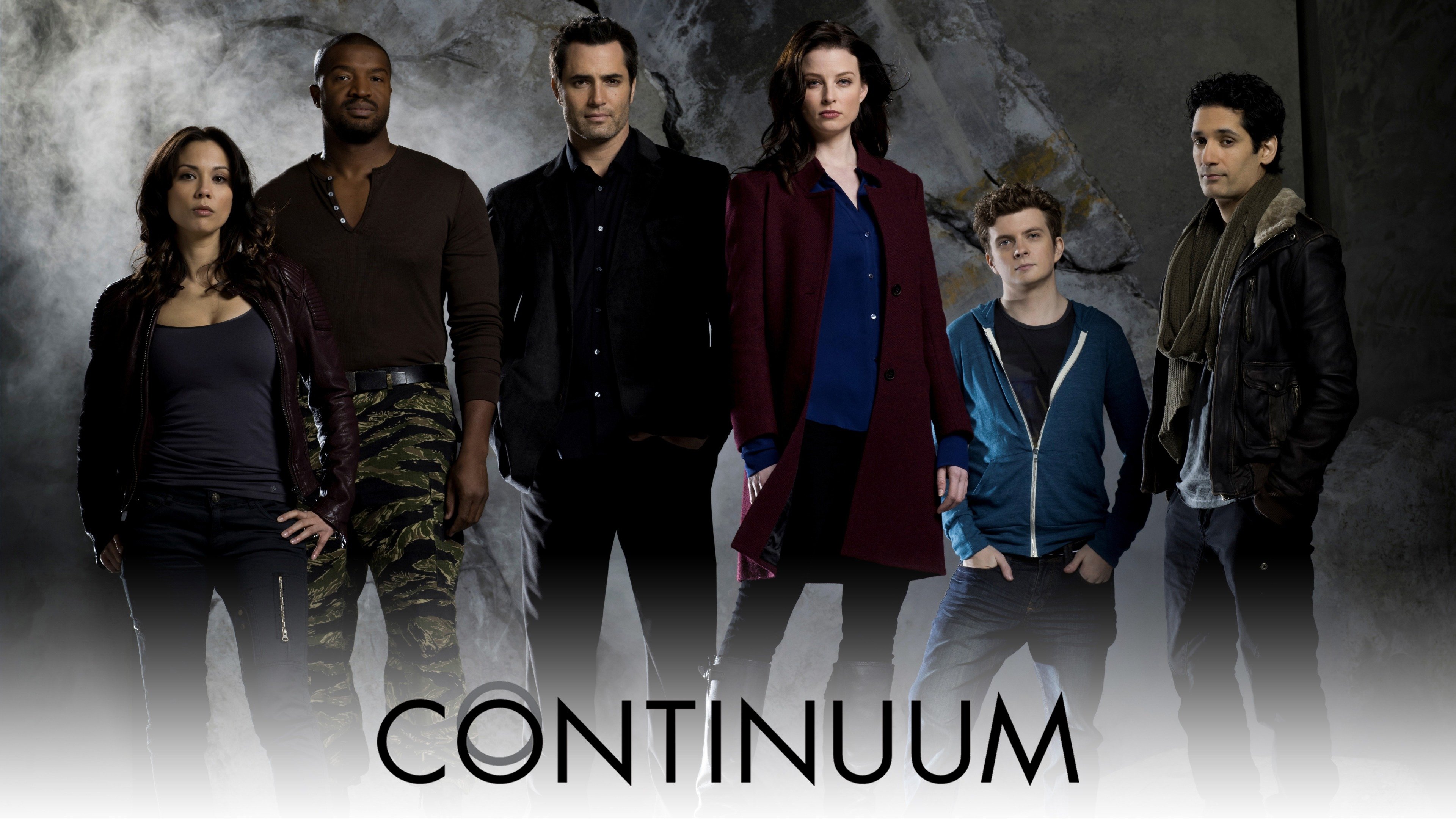 Continuum · Season 1 Episode 1 · A Stitch in Time - Plex