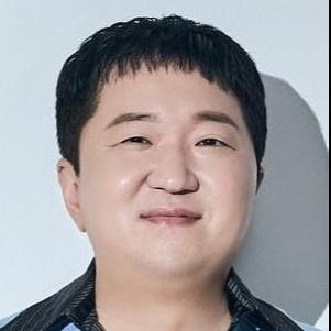 Jeong Hyeong-don Movies and TV Shows - Plex