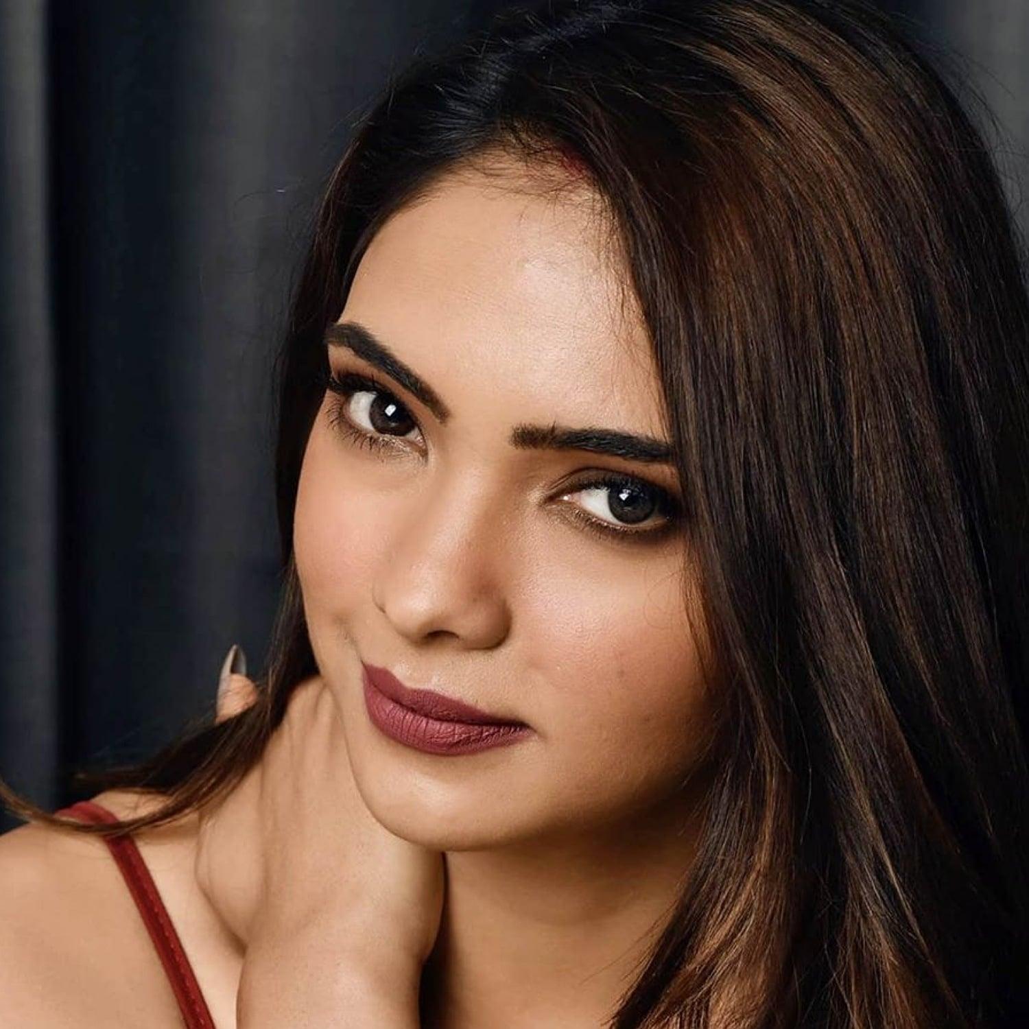 Pooja Banerjee Movies and TV Shows - Plex