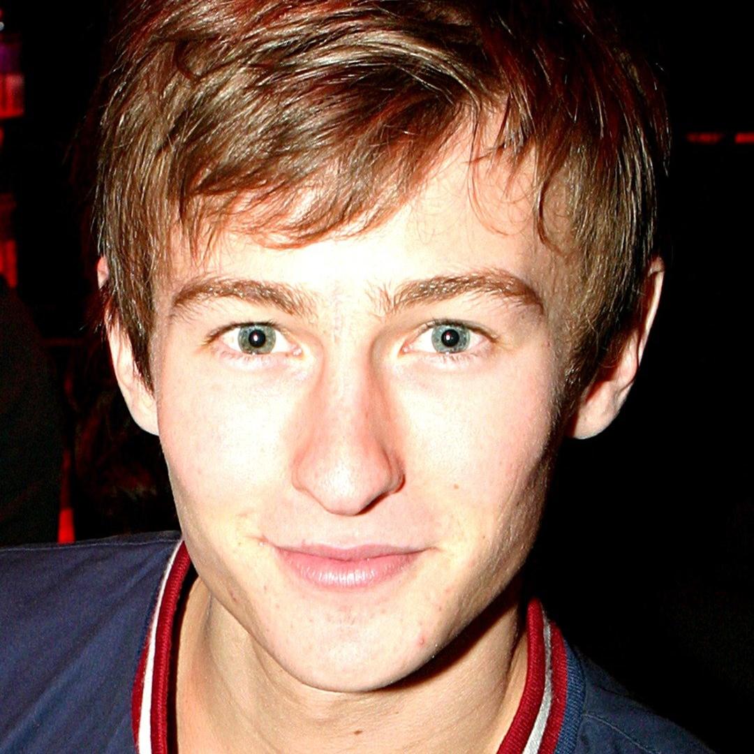 Elliott Tittensor Movies and TV Shows - Plex