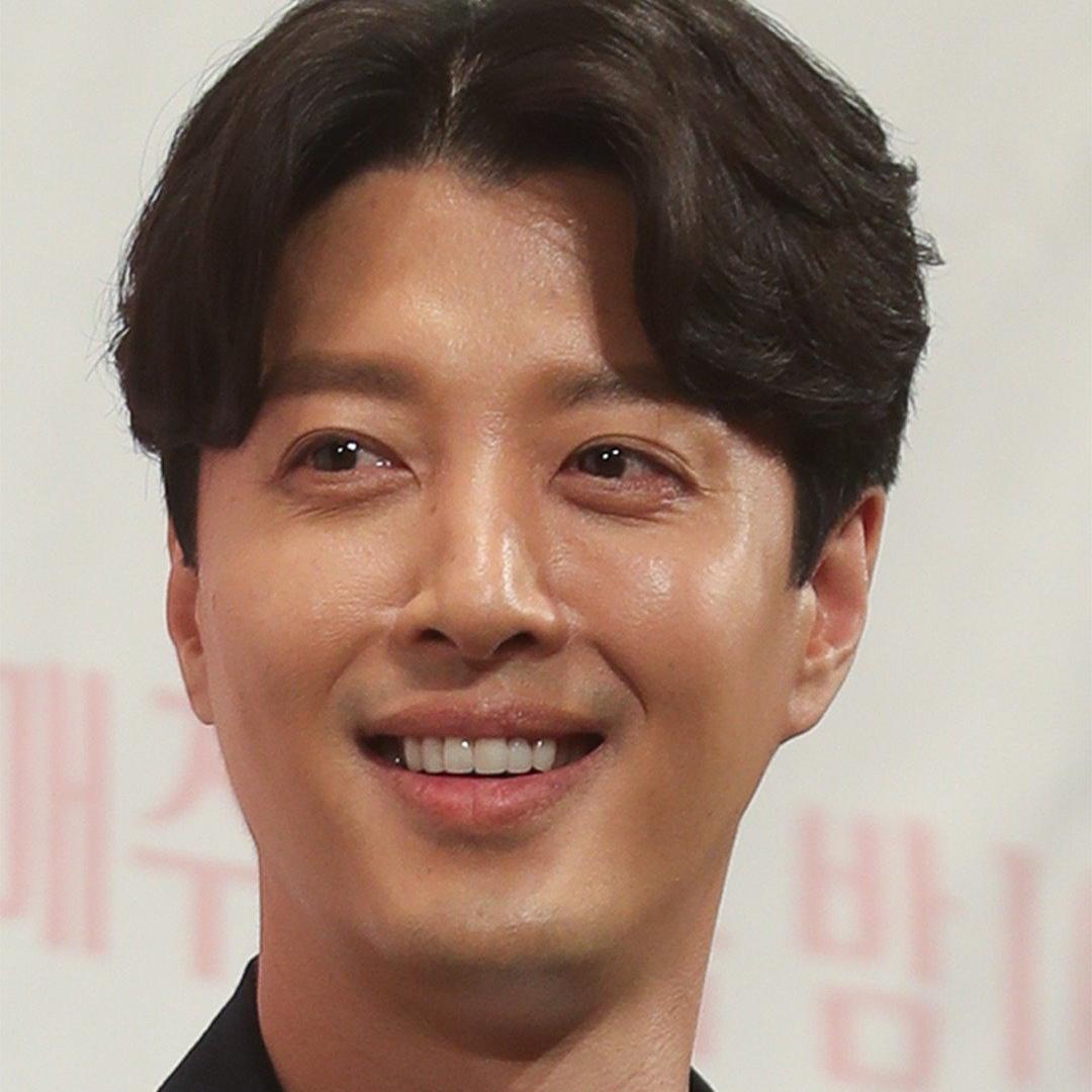 Lee Dong-gun Movies and TV Shows - Plex
