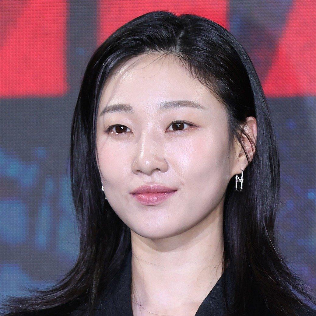 Ha Yoon-kyung Movies and TV Shows - Plex