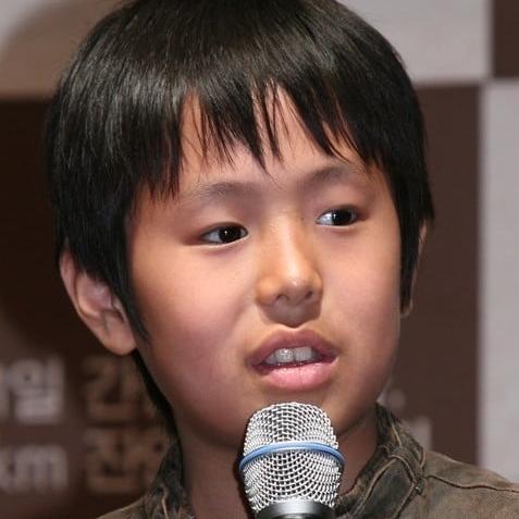 Shin Myeong-cheol Movies and TV Shows - Plex