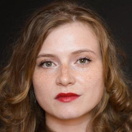 Tracy Froese's Instagram, Twitter & Facebook on IDCrawl