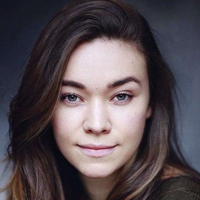 Laura Crothers's Instagram, Twitter & Facebook on IDCrawl